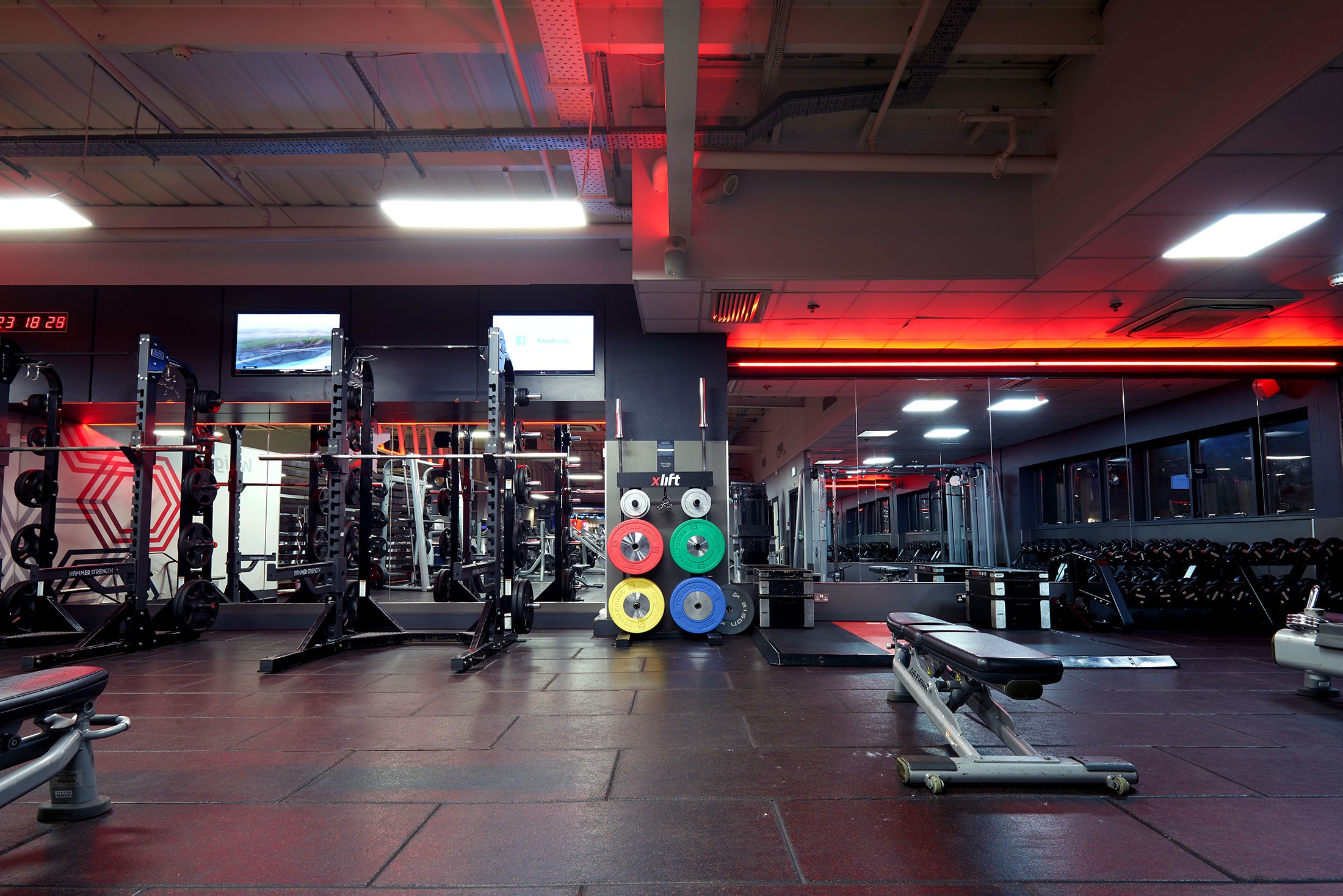 Gym in Clapham Junction Station | Book A Club Visit | Fitness First